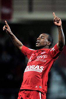 VIDEO Cmweb talent scout / Francia: Gael Kakuta, gioiello del Dijon in ...