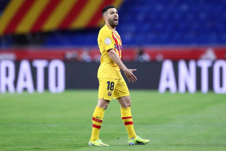 Calciomercato Inter, Jordi Alba per Lautaro | "Una balla colossale!"